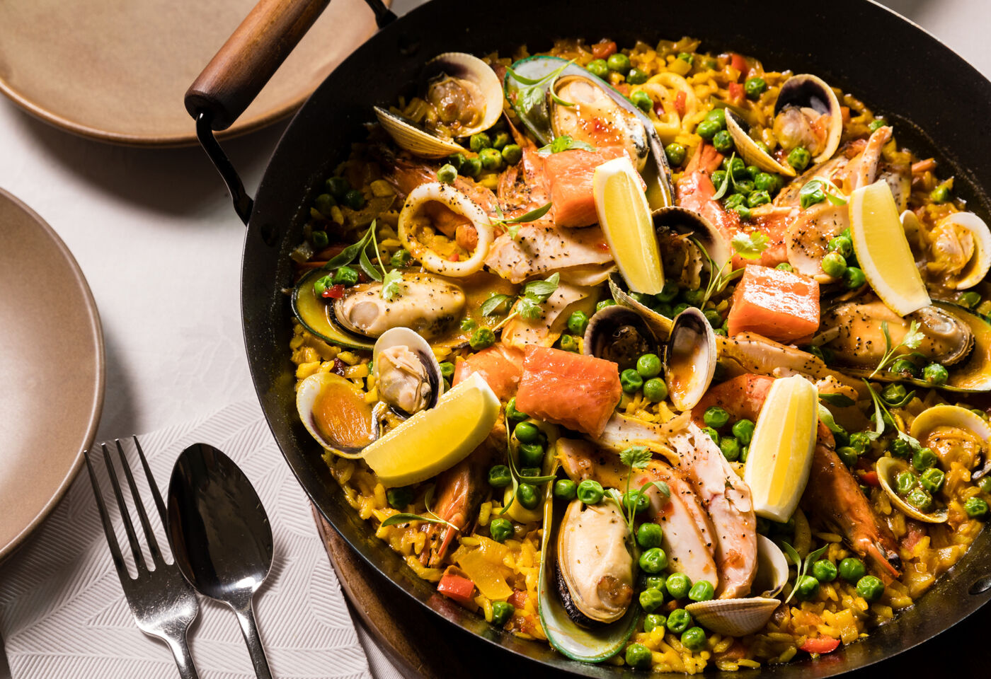 Pattersons Restaurant | Commodore Hotel Christchurch - Commodore Hotel