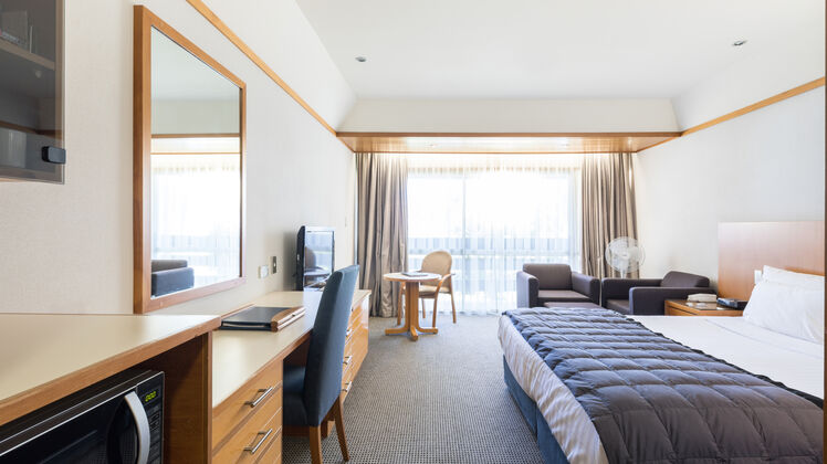 Rooms And Suits | Commodore Hotel - Commodore Hotel